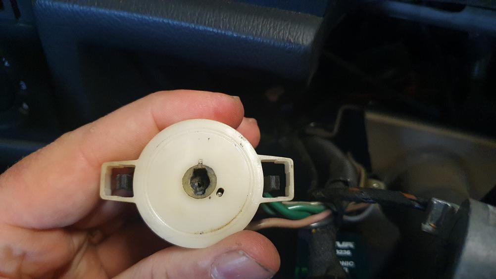 E30 ignition swtich RHD vs LHD - R3VLimited Forums